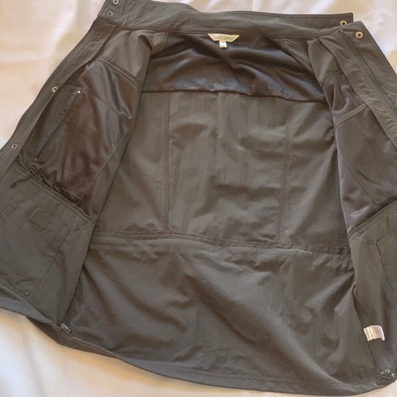 TravelSmith | Jackets & Coats | Travelsmith Voyager 5 Pocket Vest ...